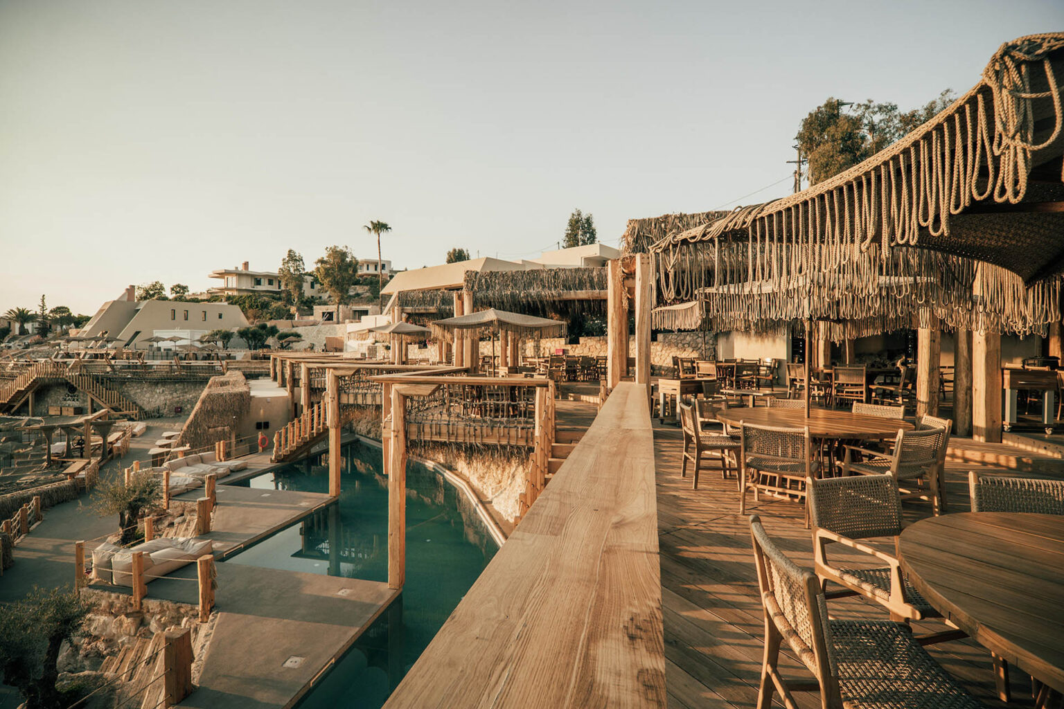 Areas - Onar Seaside Lounge